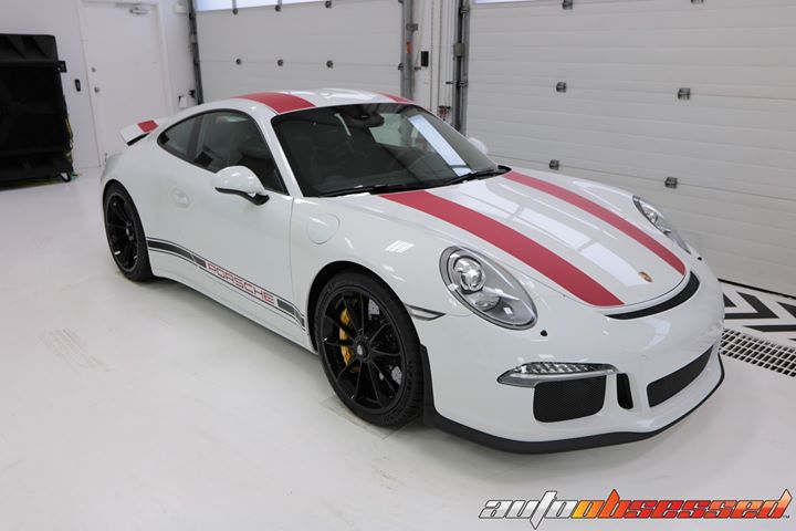 Auto Obsessed performed a summer prep to this 2016 Porsche 911R. | Auto ...